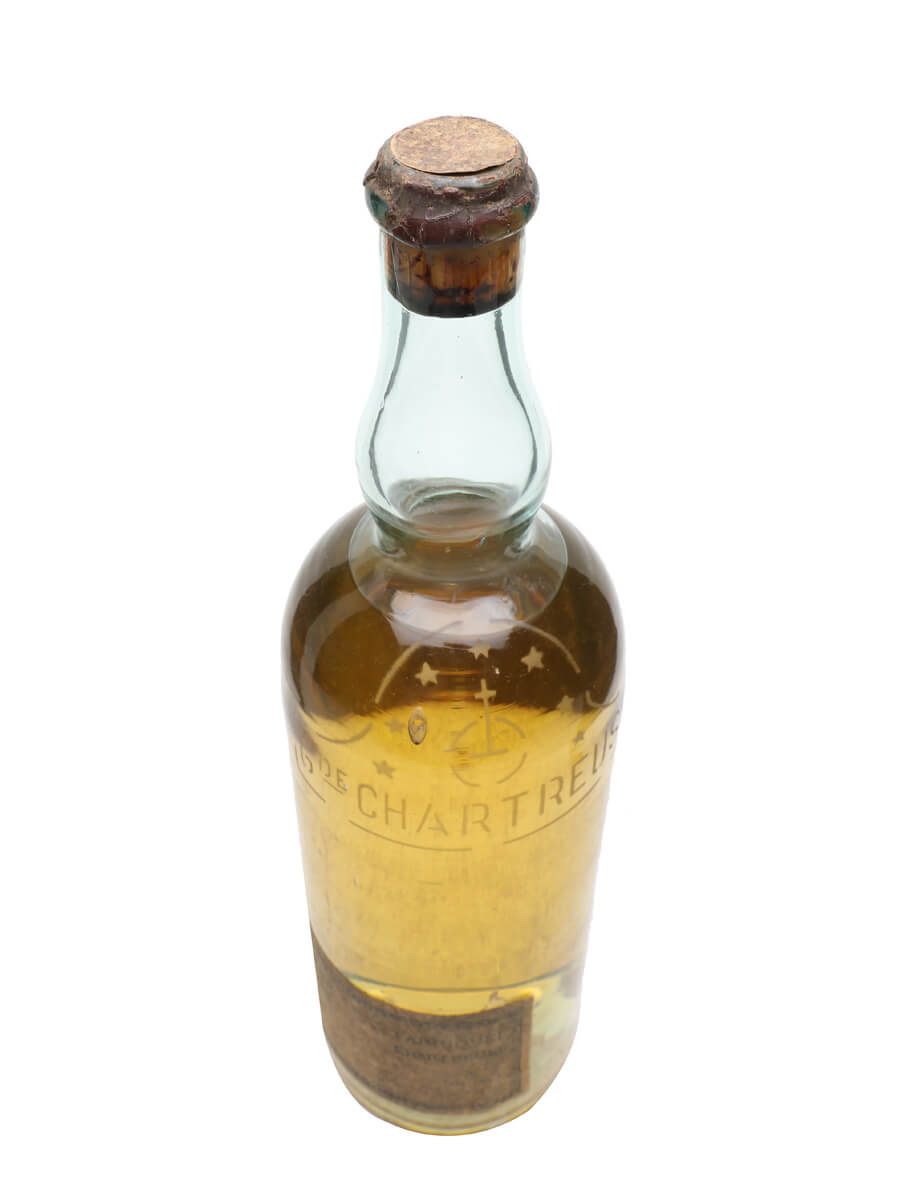 Chartreuse Yellow Liqueur - Voiron - Bot.1941-1951 : The Whisky Exchange