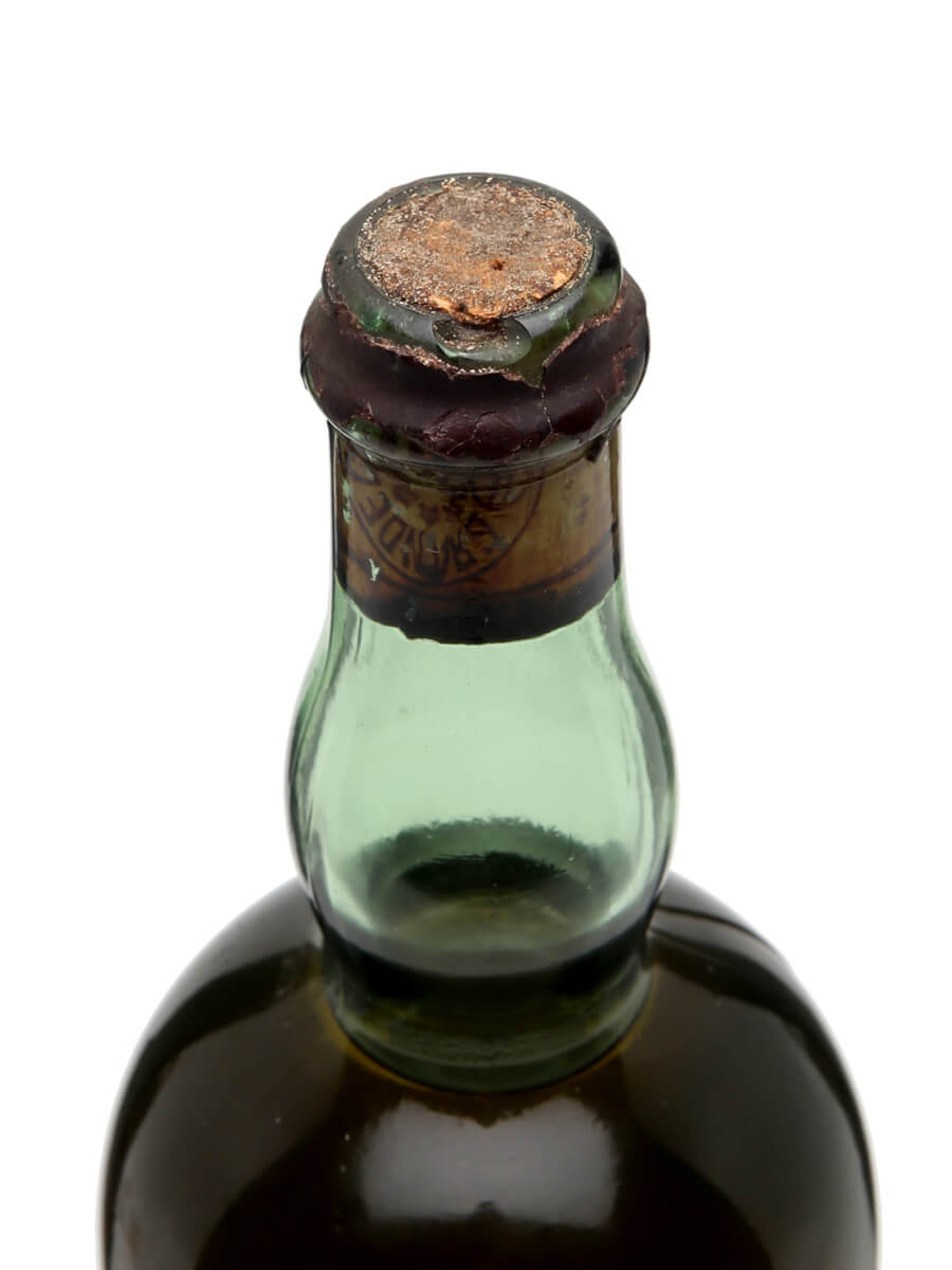 Chartreuse Yellow Liqueur - Voiron - Bot.1941-1951 : The Whisky Exchange