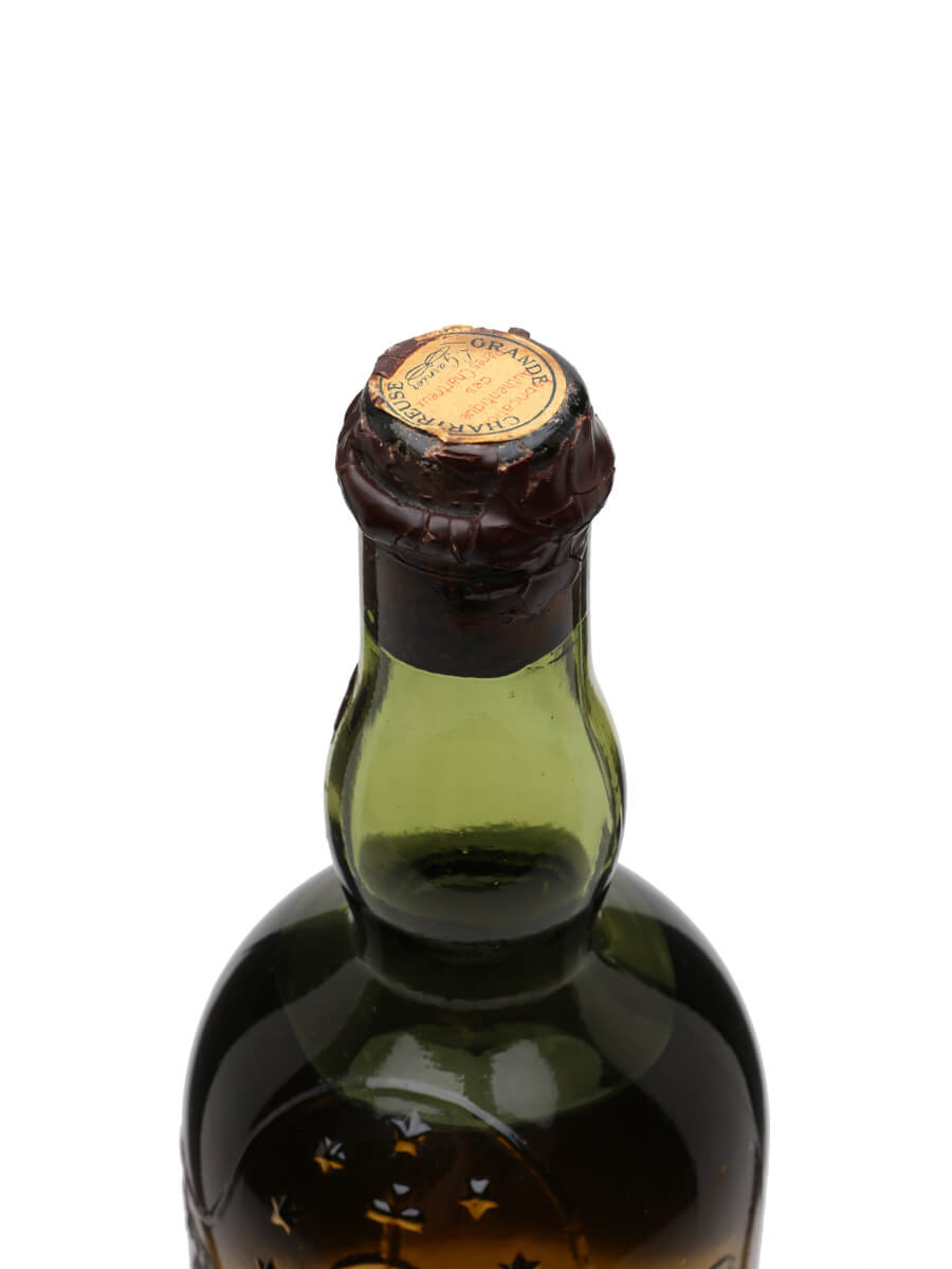 Chartreuse Yellow Liqueur - Voiron - Bot.1951-1956 : The Whisky Exchange